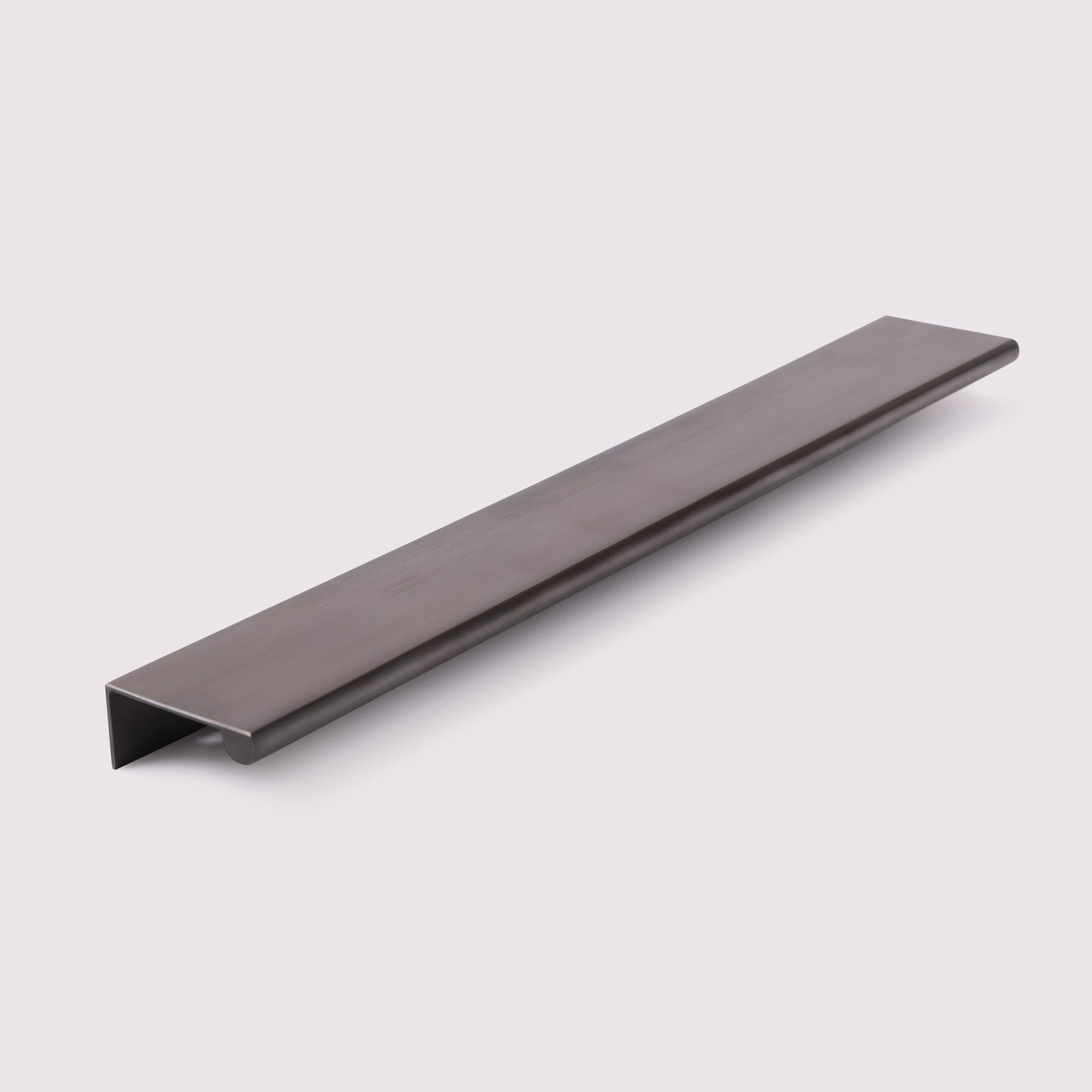 Ren Lip Pull - Antique Bronze – Hepburn Hardware