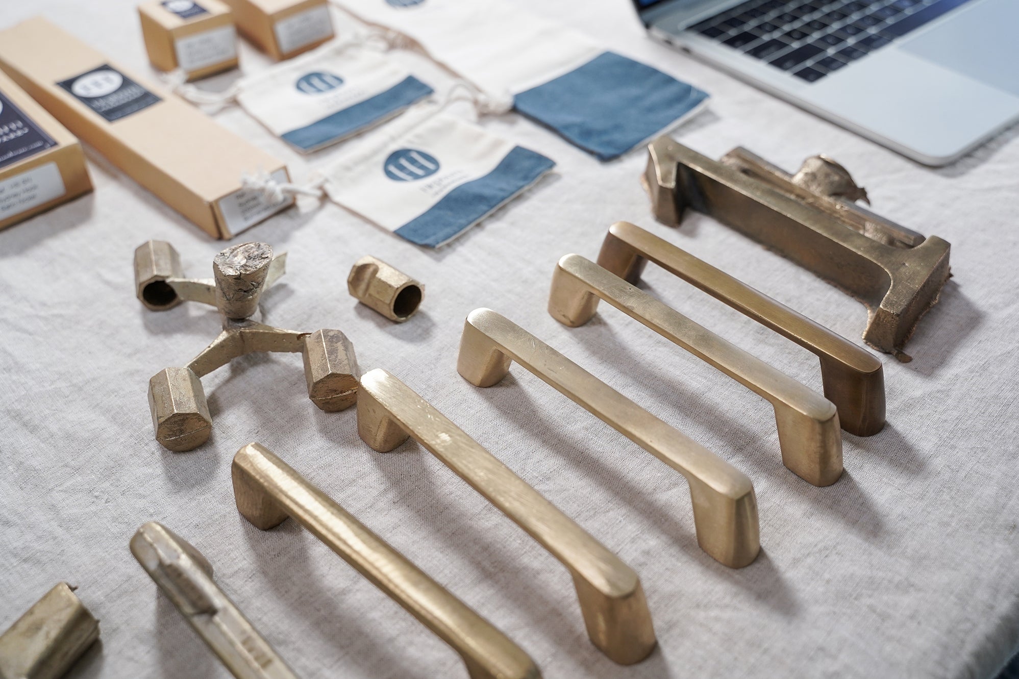 Knobs, Pulls, Handles | Kitchen & Bathroom | Hepburn Hardware