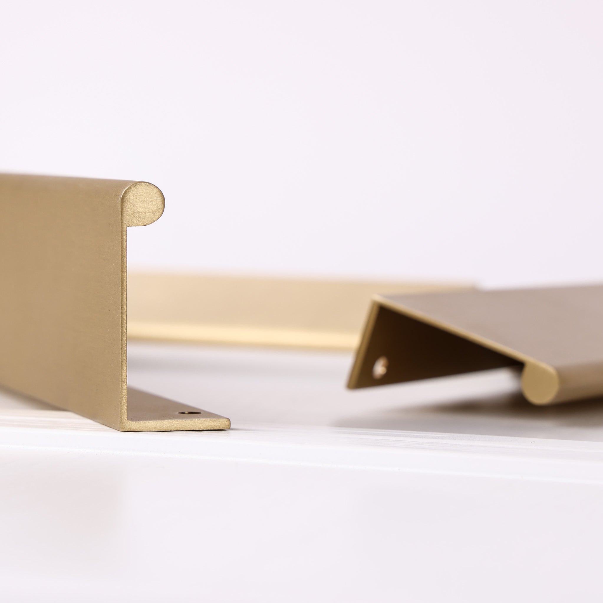 Lip Pulls – Hepburn Hardware