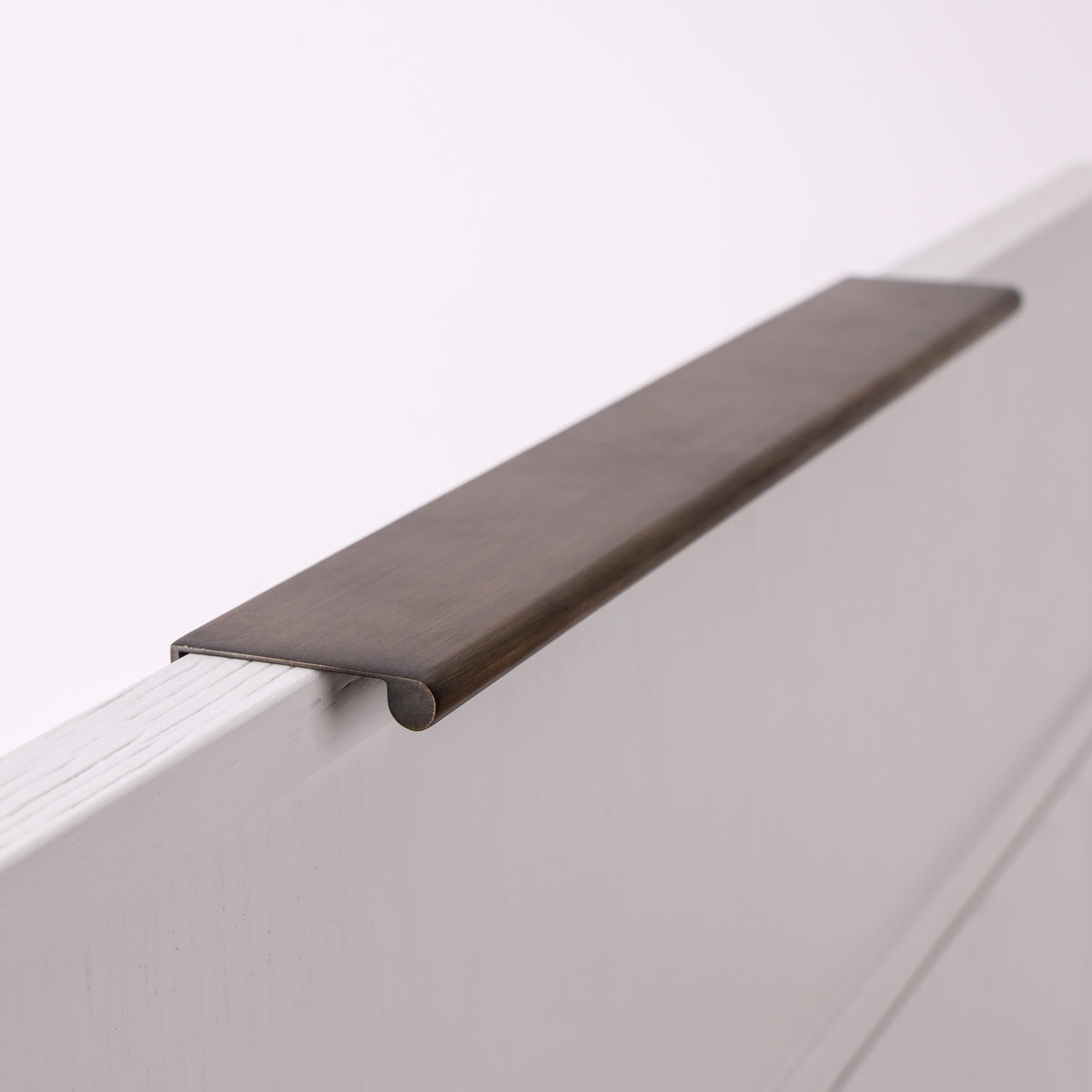 Lip Pulls– Hepburn Hardware