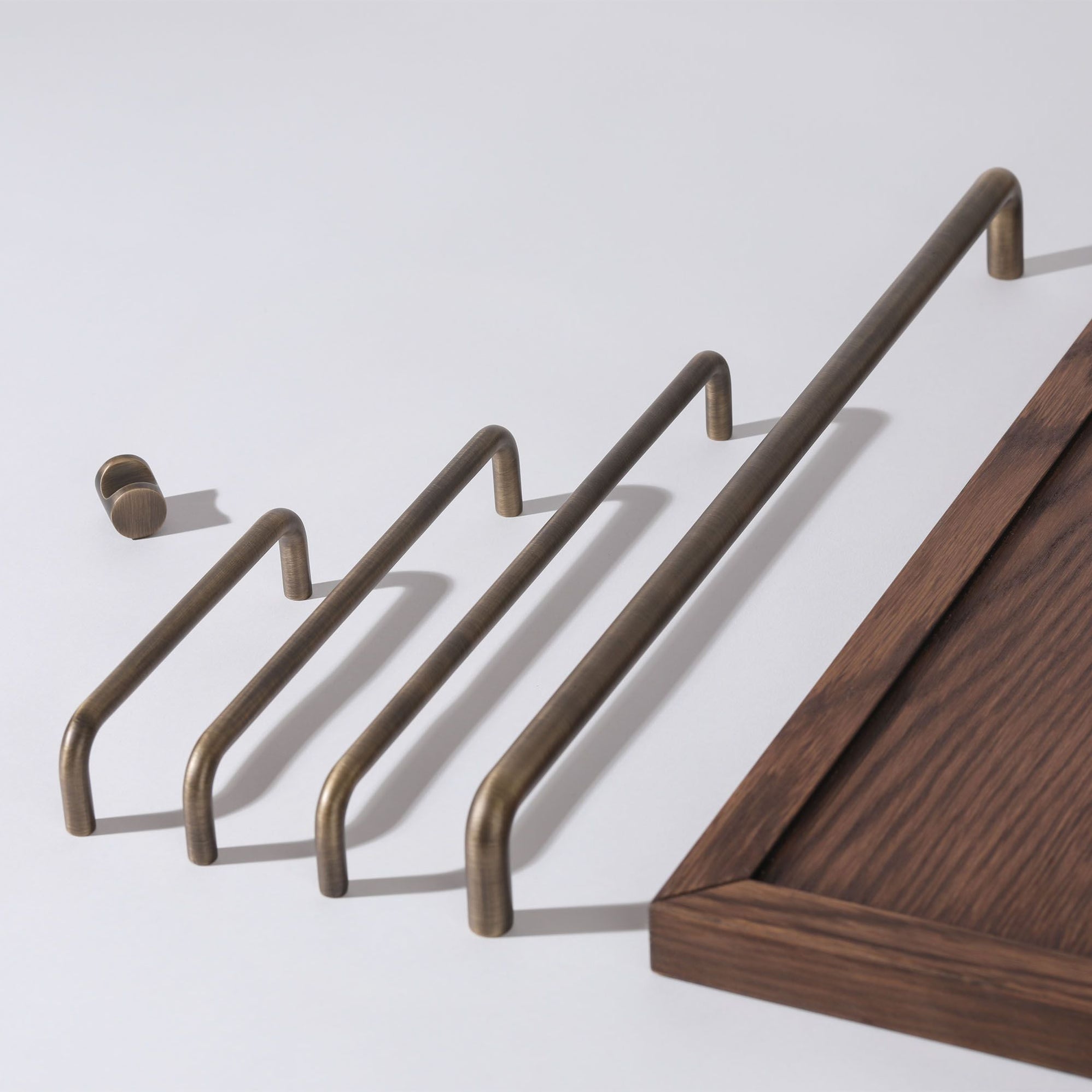 Ren Appliance Pull - English Bronze – Hepburn Hardware