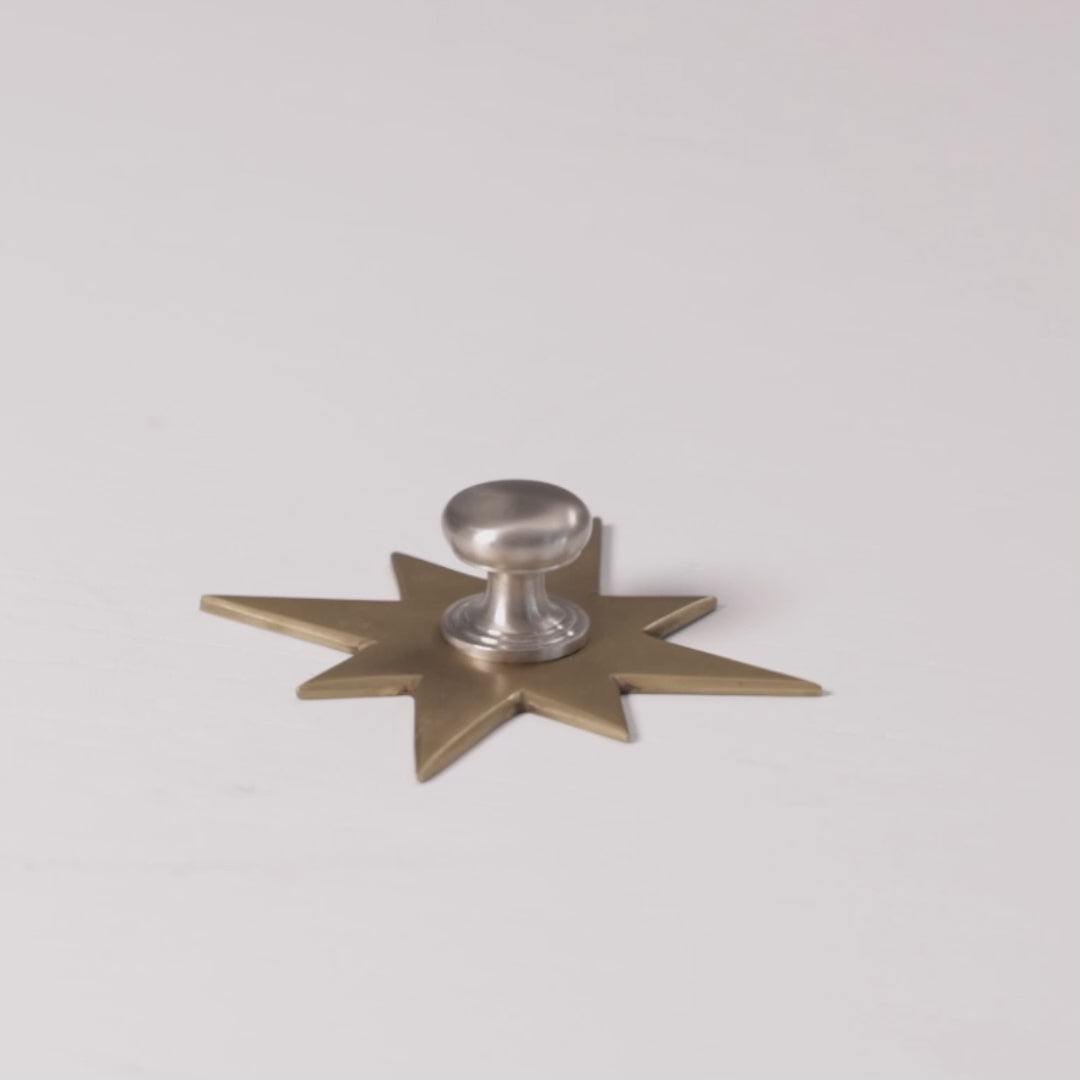 Star Knob Backplate - Acid Wash Brass– Hepburn Hardware